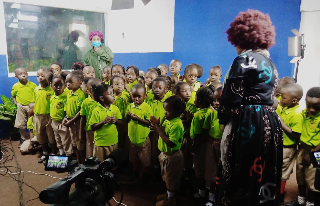 Lualaba : Les Bambins du CS LES ÉRUDITS découvrent WANGU RTV | Wangu infos